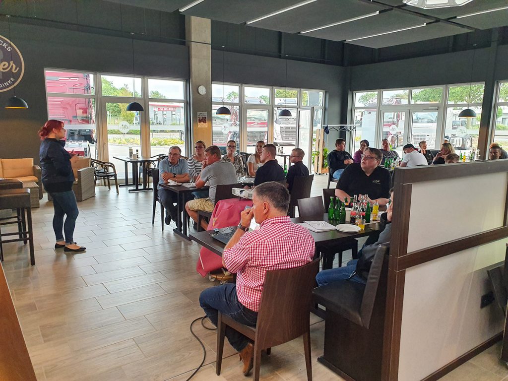 Ausbildungsstart 2019 – Come together – Uhl Trucks Blog