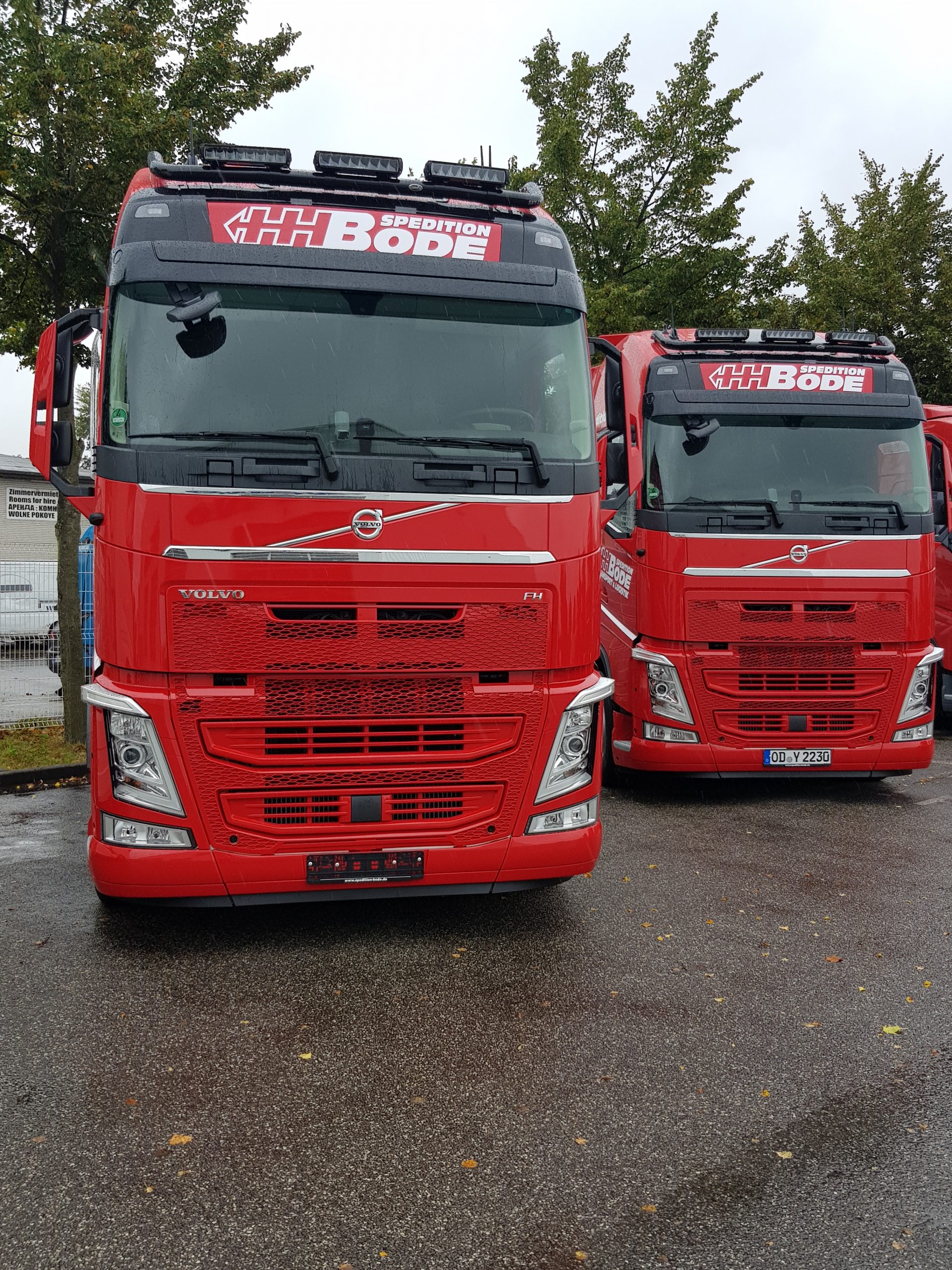 Auslieferung Spedition Bode GmbH & Co. KG, 2x Volvo FH 460 4×2 SZM LNG ...