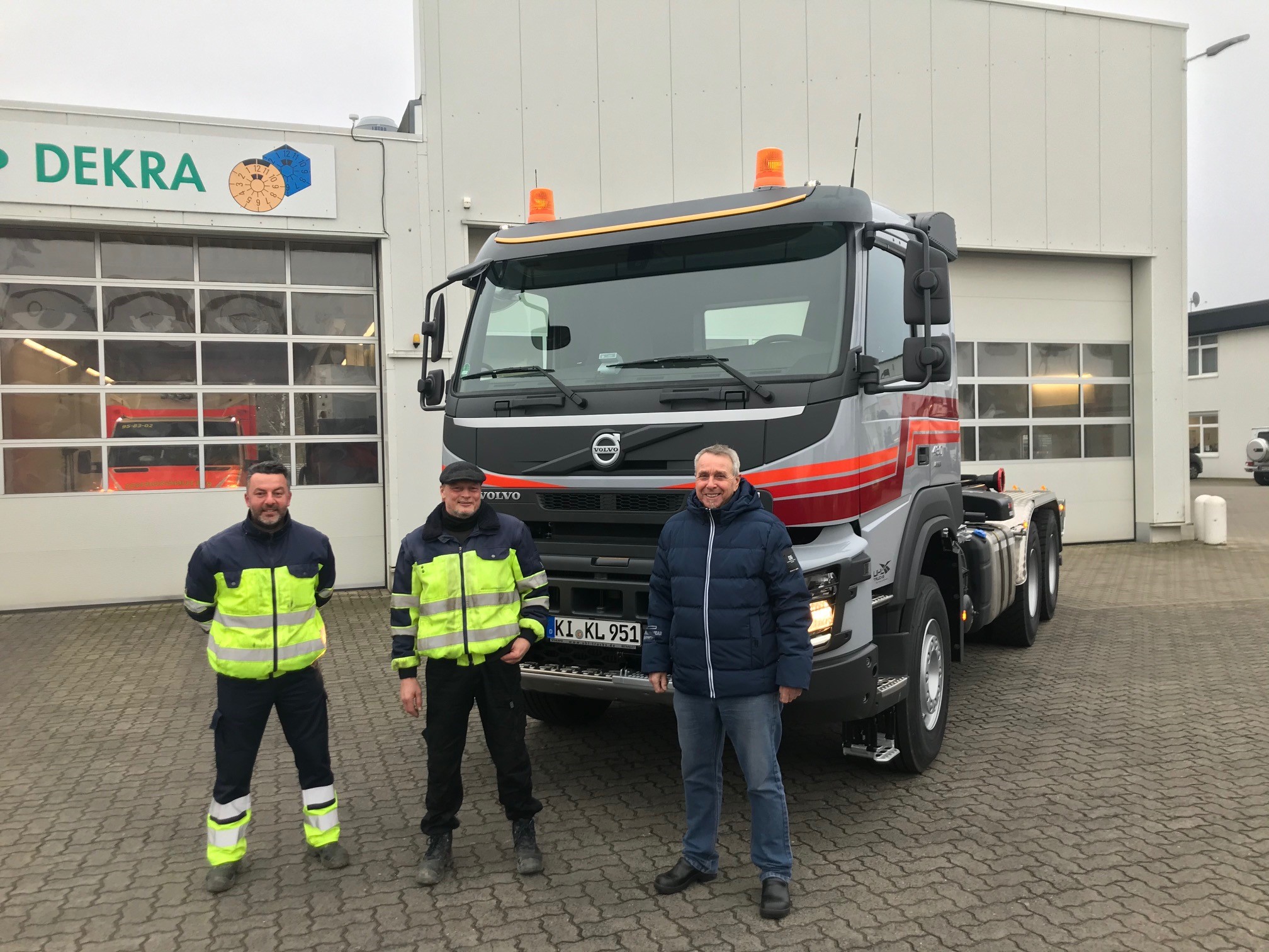 Neufahrzeug Karl Luhmann GmbH & Co. KG, Volvo FMX 6×4 – Uhl Trucks Blog