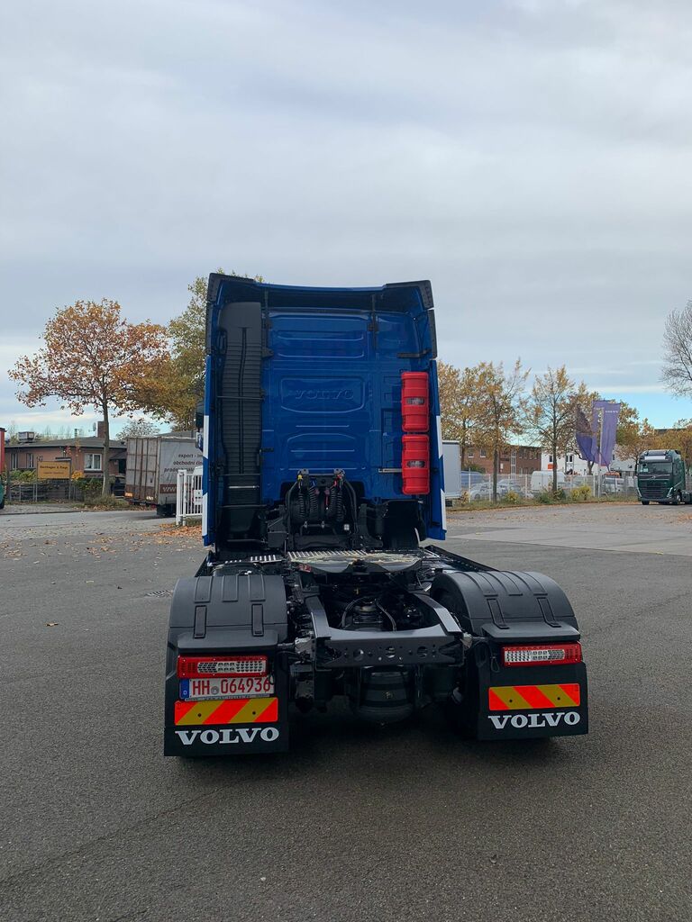 Neufahrzeuge Hamburger Spedition Garbe Transport GmbH, 3x Volvo FH 500 ...