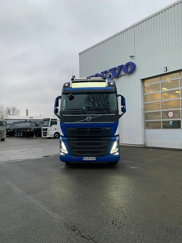 Neufahrzeuge Hamburger Spedition Garbe Transport GmbH, Nr. 4 Volvo FH ...