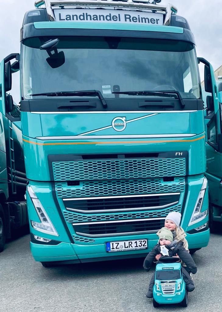 Auslieferung Landhandel Reimer GmbH, Volvo FH 460 6×2 – Uhl Trucks Blog